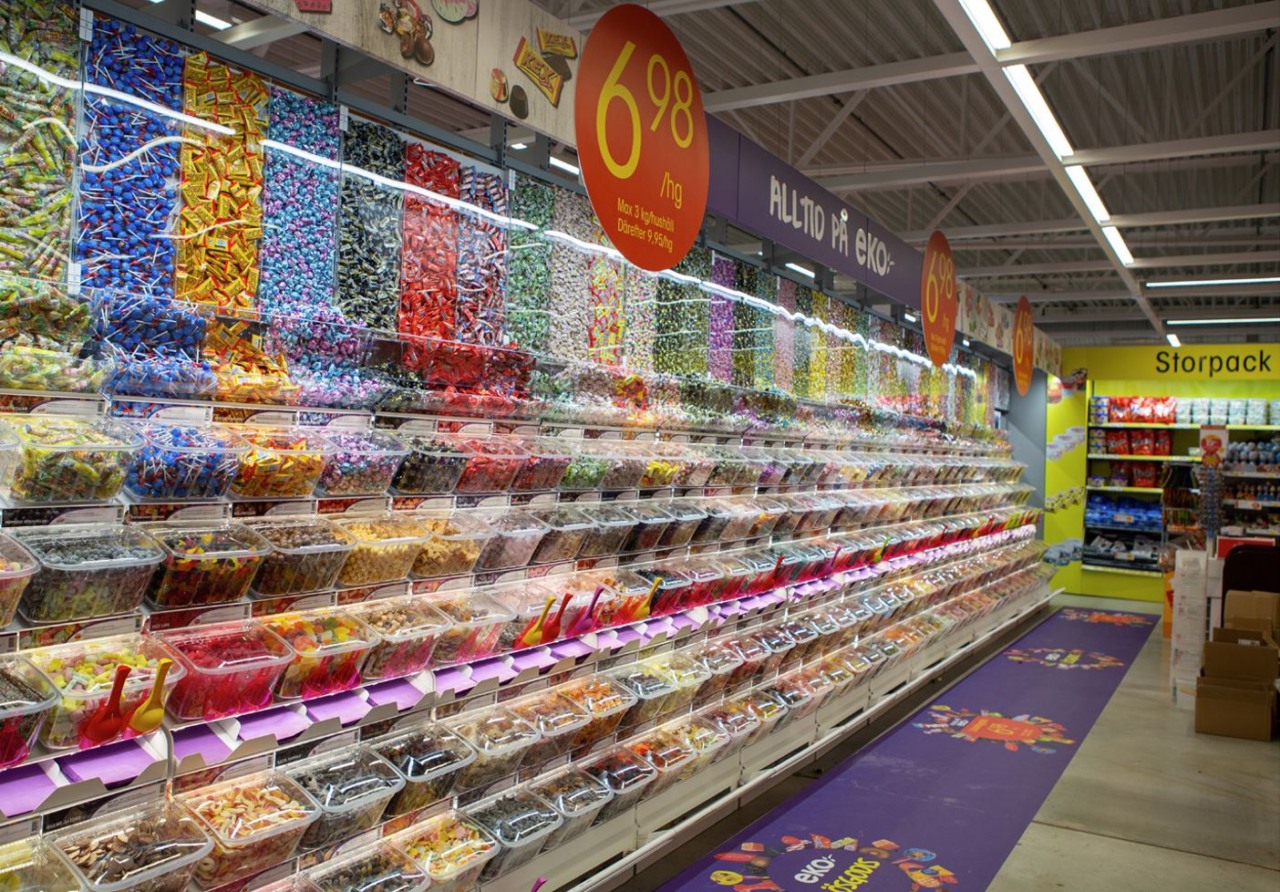 Godis med taxfree-känsla och leksaker för alla på EKO Värmdö